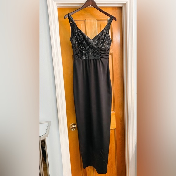 Chetta B | Dresses | Chetta B 4 Sherrie Bloom Black Full Length Ball ...